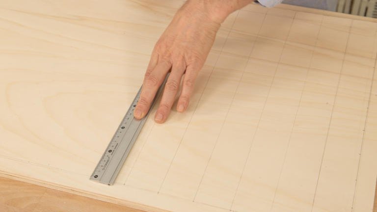 Panel perforado casero para tu espacio de trabajo [TUTORIAL]